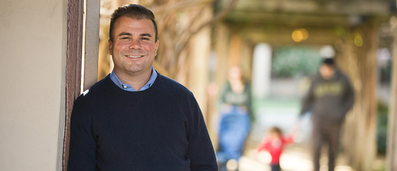 County Supe Candidate Walked Around in Just a Bath Towel, Former ...